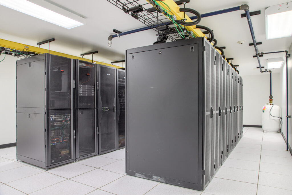 Cages – Lincoln, NE Data Center